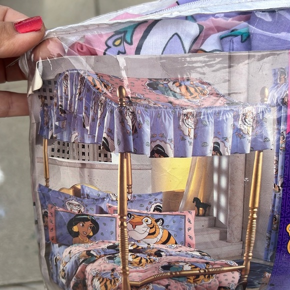 Disney | Bedding | Vintage Disney Aladdin Jasmine And Raja Twin Ruffled ...